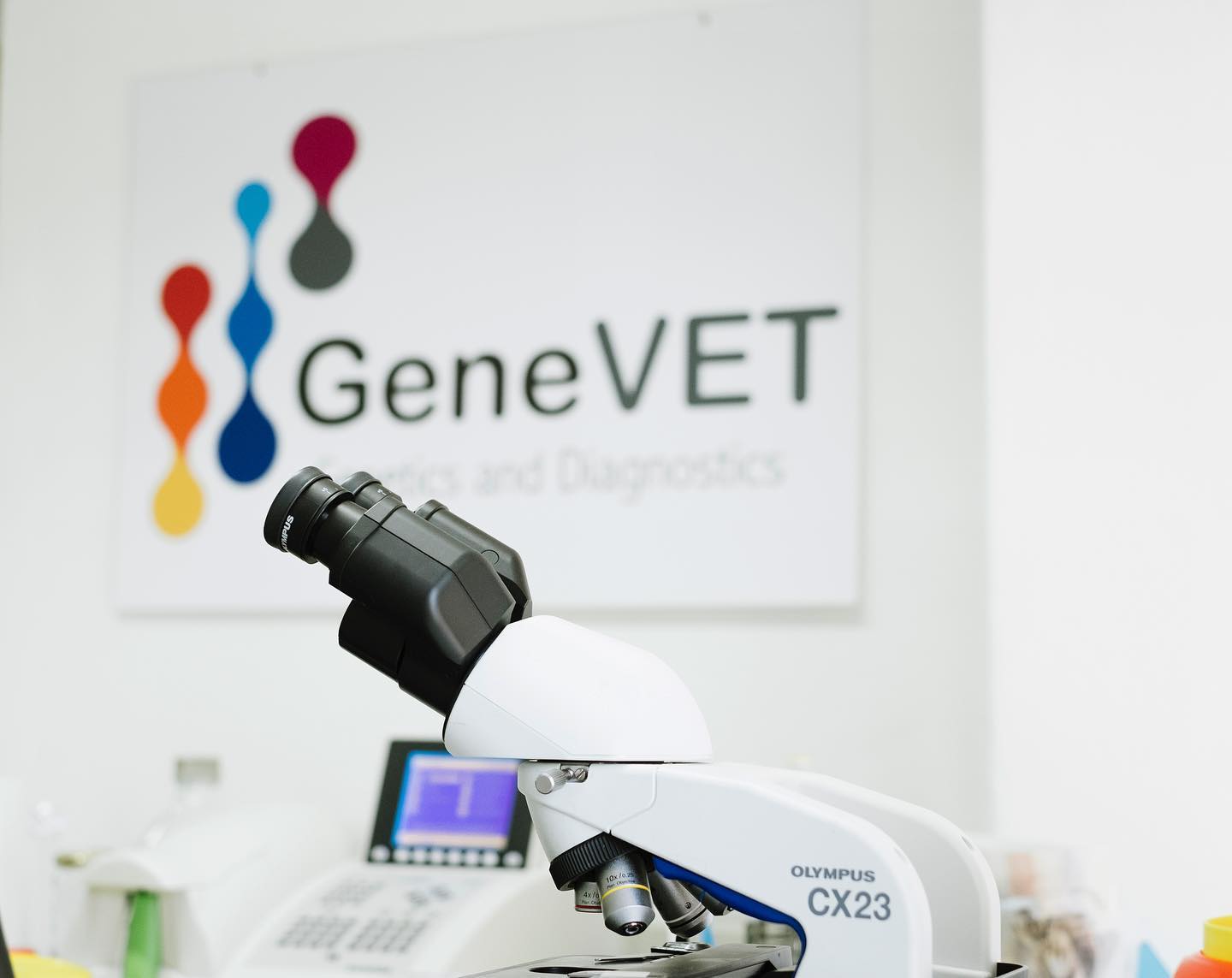 Laboratório GeneVET muda-se para Carnaxide - Veterinaria Atual